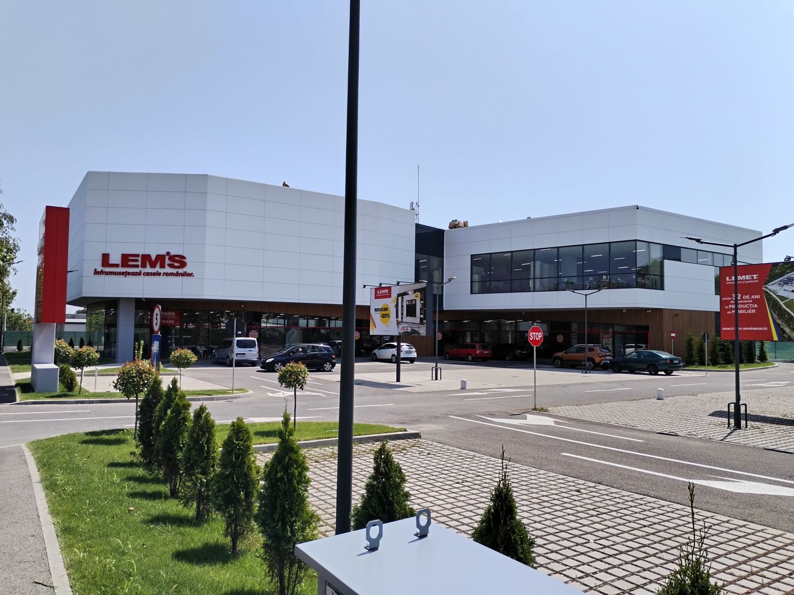 LEMET a deschis magazinul LEMS din Câmpina cu o investiție de circa 20 milioane lei - www.PRescu.ro